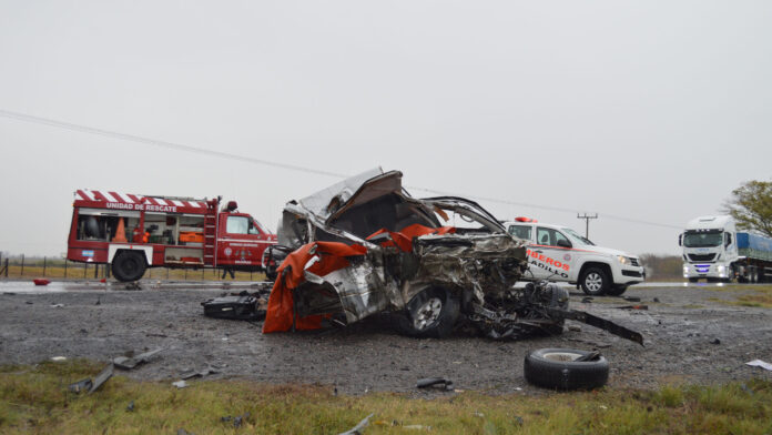 Dos personas fallecieron en un choque frontal en la ruta 51 Dos personas fallecieron en un choque frontal en la ruta 51